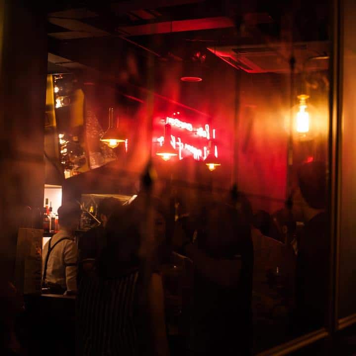 Your Guide To The Hidden Bars and Speakeasies In Hong Kong