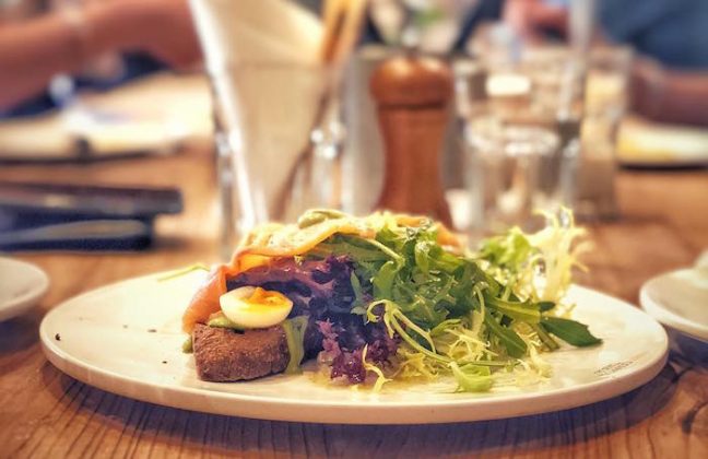 Your Guide to Eating Healthily in Macau