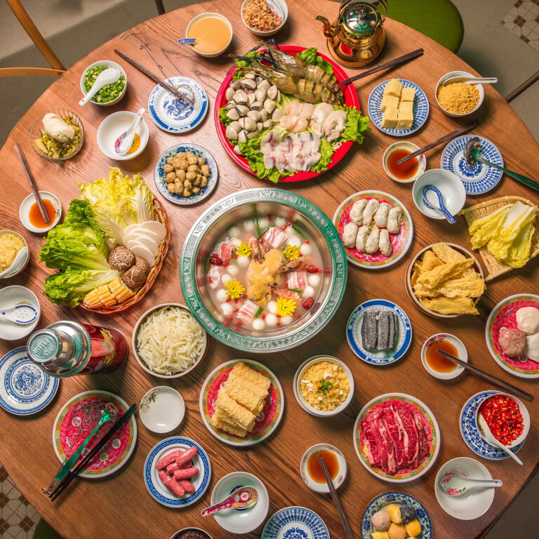 Mui Wo Guide: Restaurants, Beaches, Hikes & More